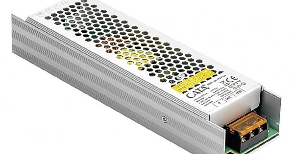 En Uygun Cata 30A 360W Fanlı Slim Şerit Led Trafosu CT-2578 F